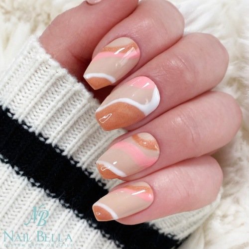 22 Amazing Swirl Nails To Copy - Inspired Beauty