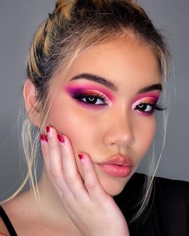 15 Pretty Spring Makeup Looks 2022 - Inspired Beauty