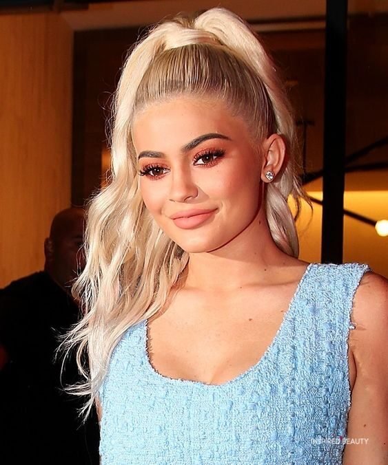 25 High Ponytail Hairstyles For Women - Inspired Beauty