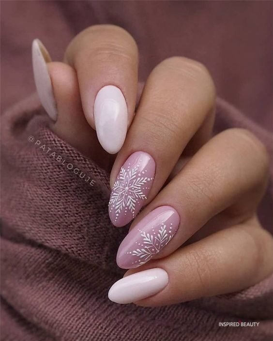 35 Cute Winter Nails Design You Will Love 2022 - Inspired Beauty