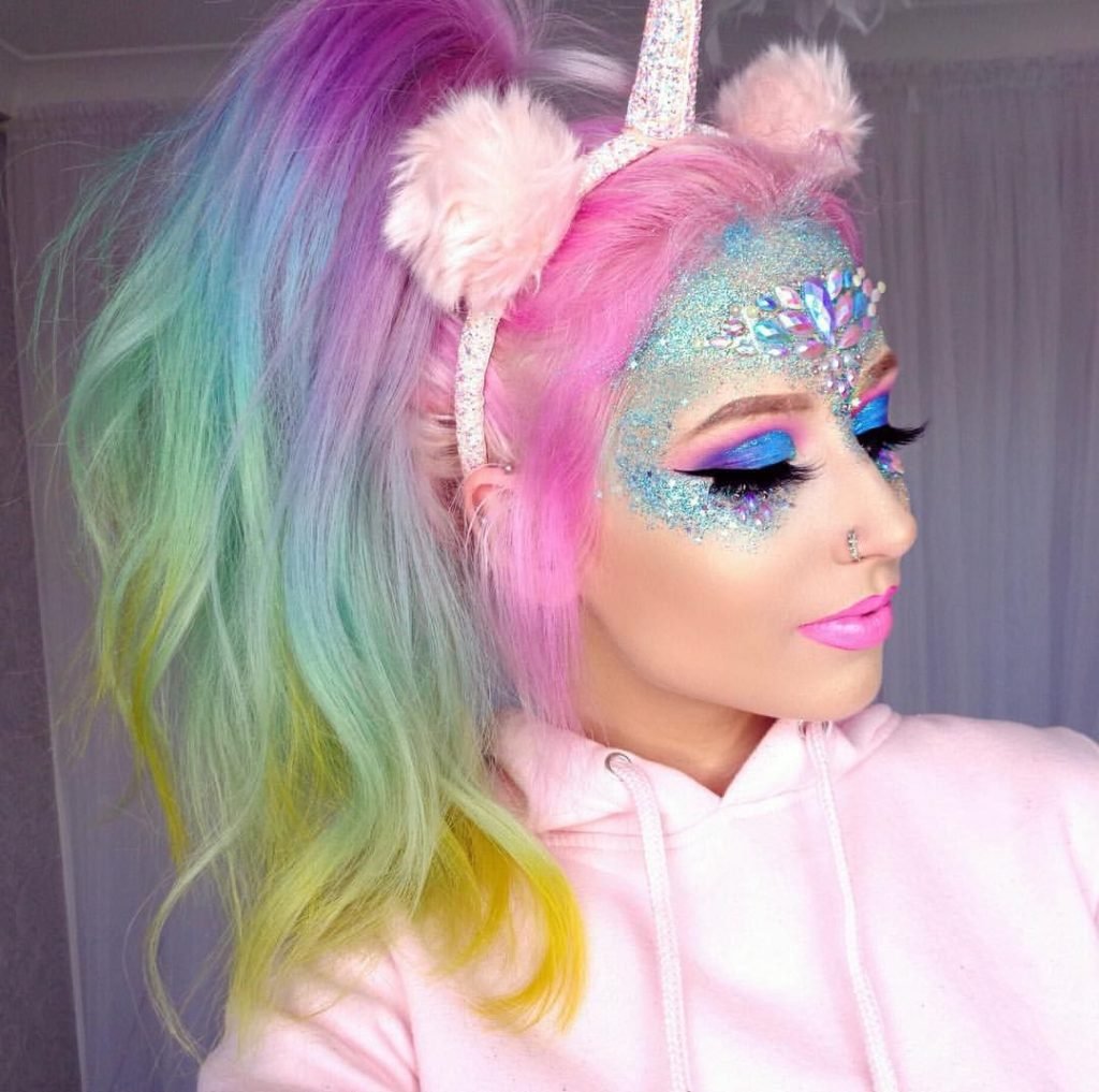 Beautiful Fantasy Hairstyles That You Only Dream About - Inspired Beauty