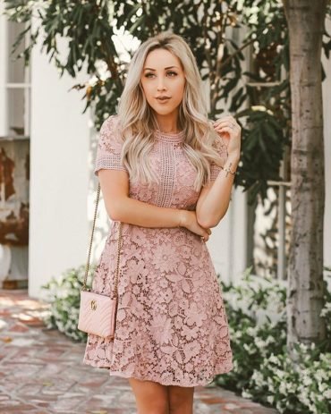 21 Chic Christmas Party Outfits Ideas - Inspired Beauty