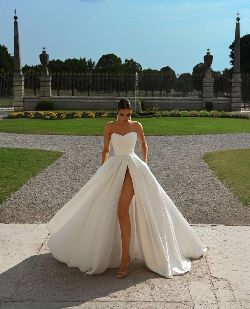 Wedding Dress for the Modern Bride ( 22 Photos ) - Inspired Beauty