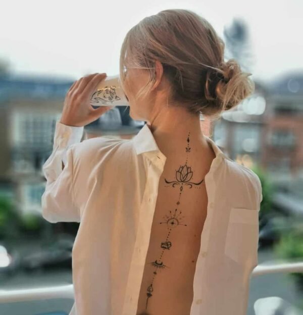 25 Women Tree Tattoo Ideas - Inspired Beauty