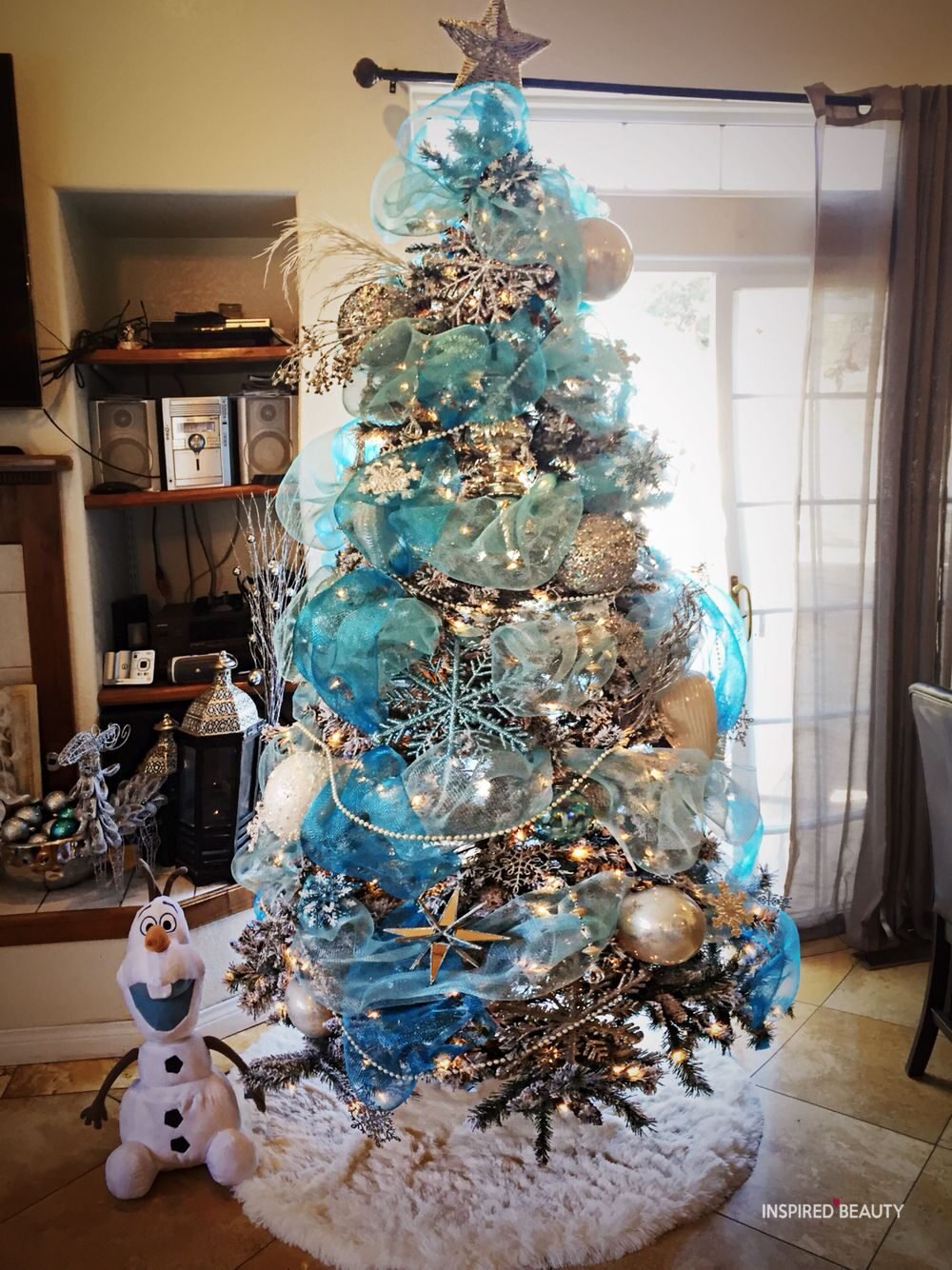 Disney Christmas Tree Decorations Theme Ideas - Inspired Beauty