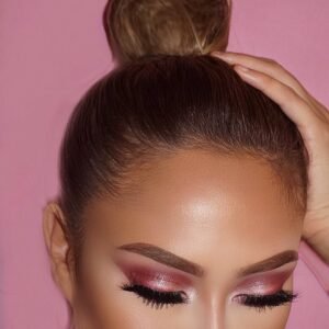 20+ Rose Gold Makeup Ideas - Inspired Beauty