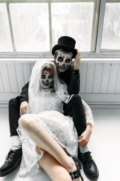 30 Best Scary Couple Halloween Costumes - Inspired Beauty
