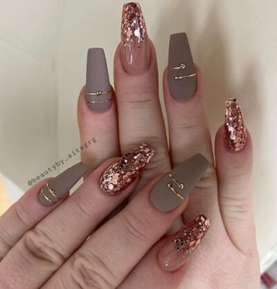 22 Gorgeous Dark Winter Nail Designs - Inspired Beauty