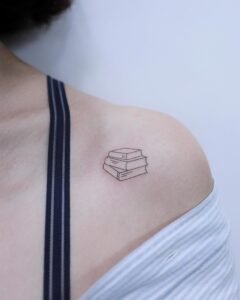 22 Book Tattoos For Those Who Love Reading - Inspired Beauty
